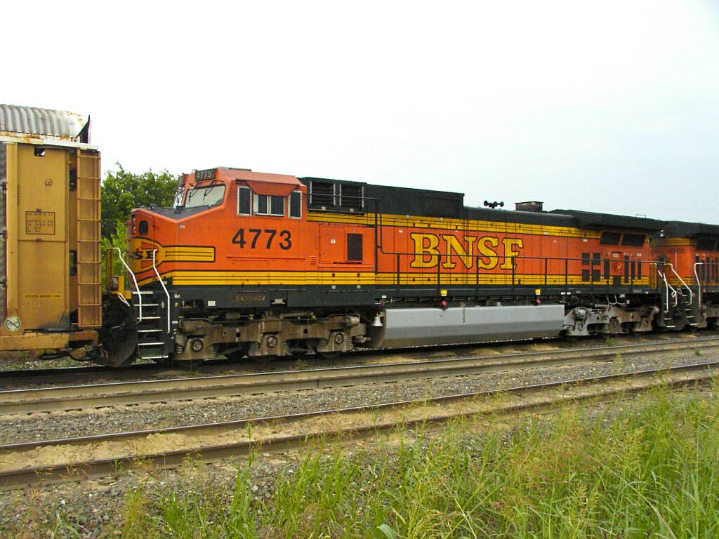 BNSF 4773
